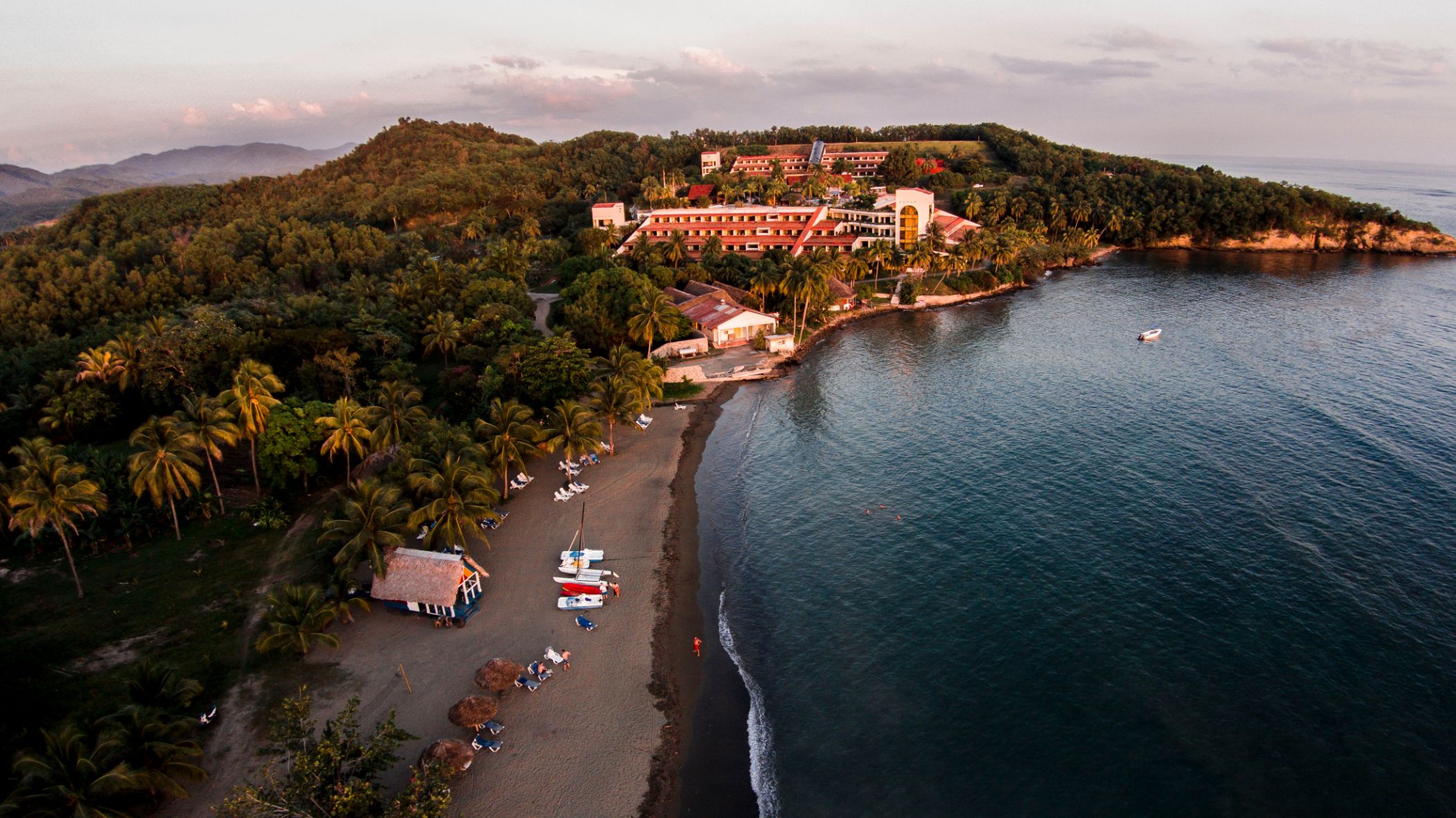 [OFICIAL®] Brisas Sierra Mar | Destinos Santiago de Cuba | Hoteles ...