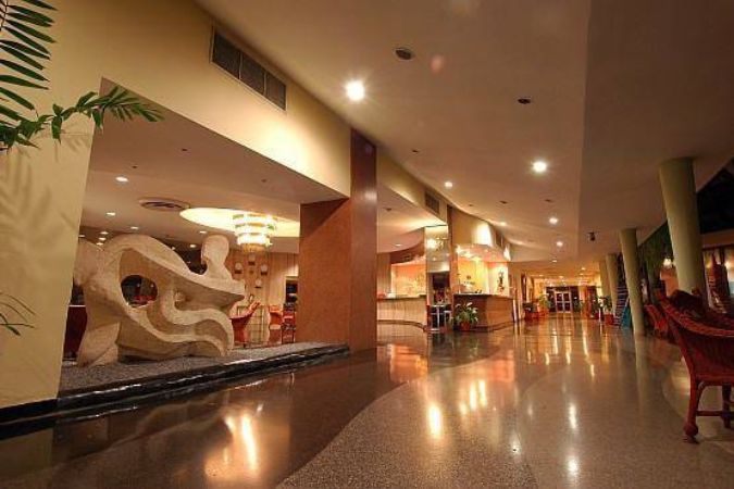 [OFFICIAL®] Comodoro Hotel | Destinations Havana | Cubanacan Hotels